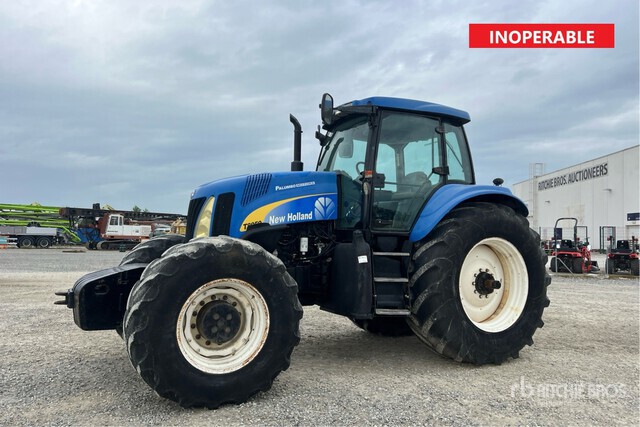 2003 New Holland T8050 4WD Tractor (Inoperable) | Ritchie Bros. Auctioneers