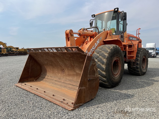 2009 Doosan DL400 Wheel Loader | Ritchie Bros. Auctioneers
