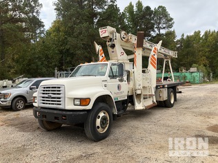 1998 Pioneer 1000 30000 lb Straight Boom on 1998 Ford F800 XL 4x2 Boom ...