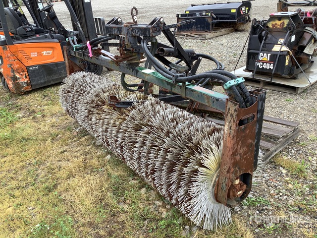 8 ft Wheel Loader Broom - Fits Cat IT28/38 | Ritchie Bros. Auctioneers