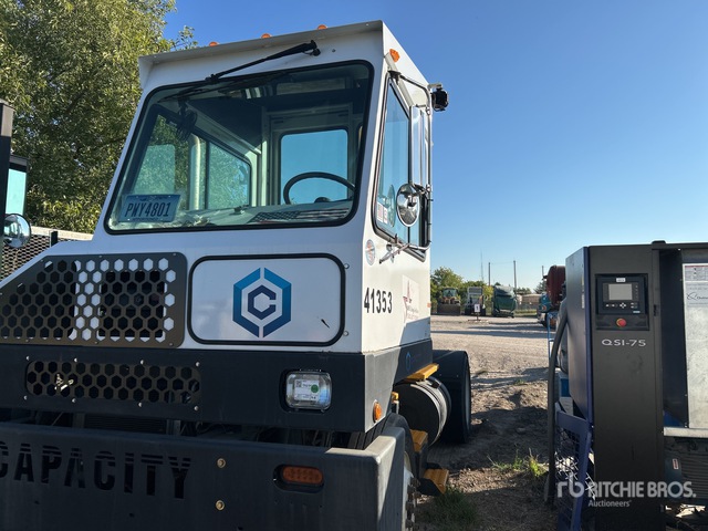 Capacity Spotter Truck | Ritchie Bros. Auctioneers
