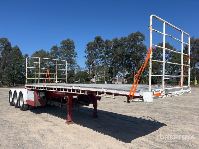 1996 Freighter 7 m Tri/A B-Double Lead Flatbed Trailer | Ritchie Bros ...