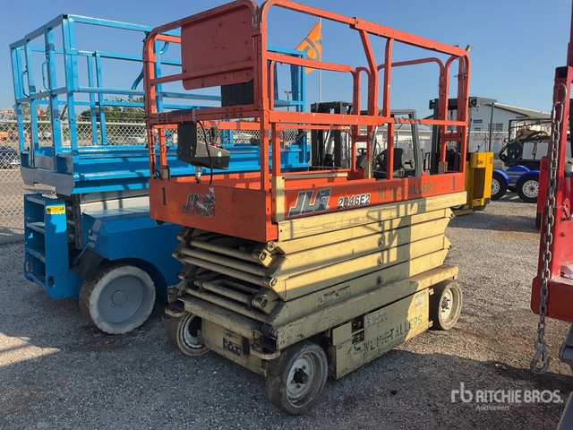 2000 JLG 2646E2 Electric Elevador de tijera | Ritchie Bros. Auctioneers