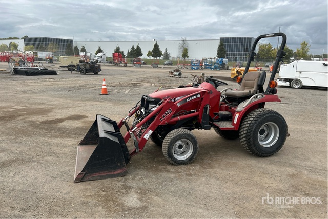 2004 Case IH DX24 4WD Utility Tractor | Ritchie Bros. Auctioneers