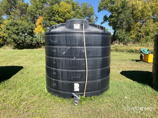 Endura plas 2000 gal Poly Tanque de agua | Ritchie Bros. Auctioneers