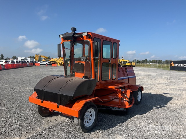 2007 Broce RJ350 Barredora / Self-Propelled Broom | Ritchie Bros ...