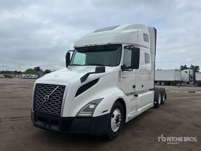 2019 Volvo VNL760 6x4 T/A Sleeper Truck Tractor | Ritchie Bros. Auctioneers