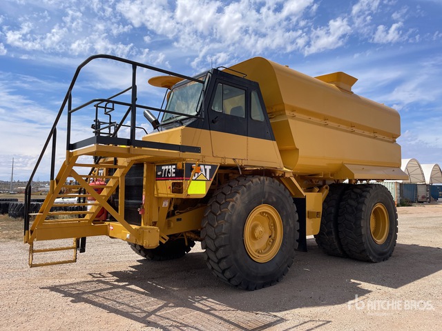 2003 Cat 773E Off-Highway Rigid Water Truck | Ritchie Bros. Auctioneers
