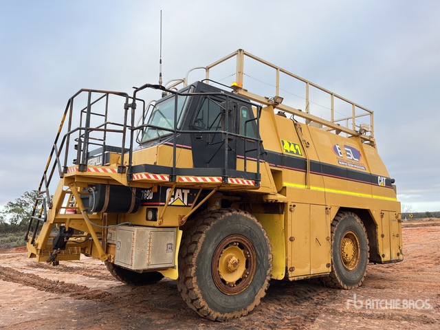 2005 Cat 769D Fuel and Lube Truck | Ritchie Bros. Auctioneers