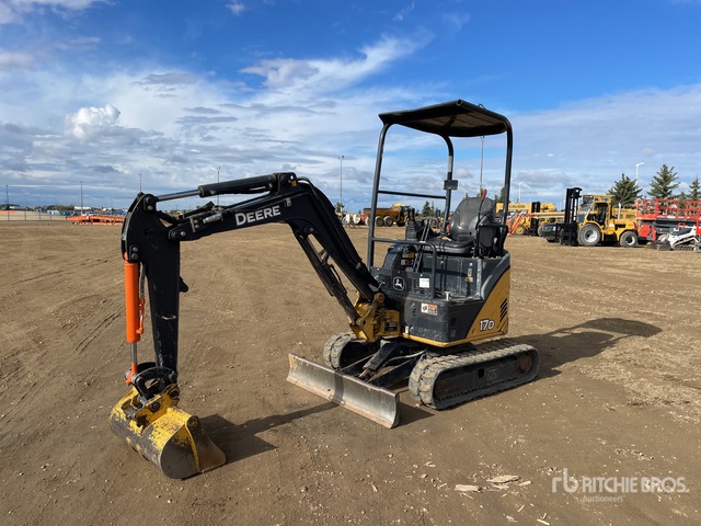 2015 John Deere 17D Mini Excavator | Ritchie Bros. Auctioneers