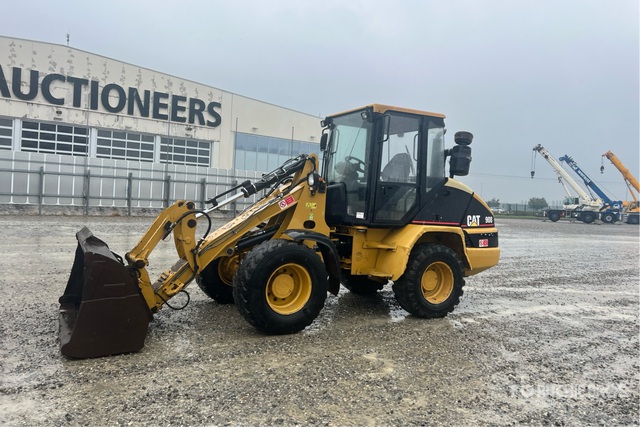 2007 Cat 908 Wheel Loader | Ritchie Bros. Auctioneers