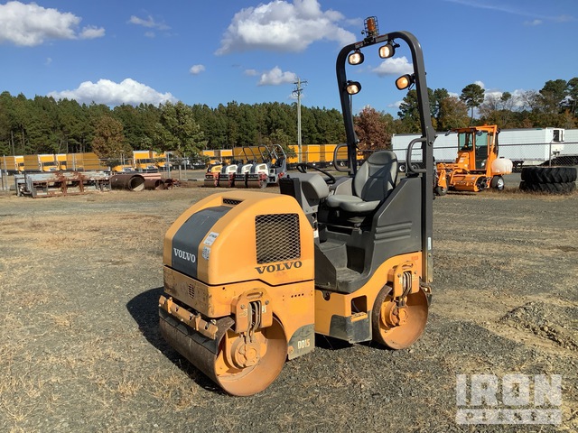 2017 Volvo DD15 Double Drum Roller | Ritchie Bros. Auctioneers