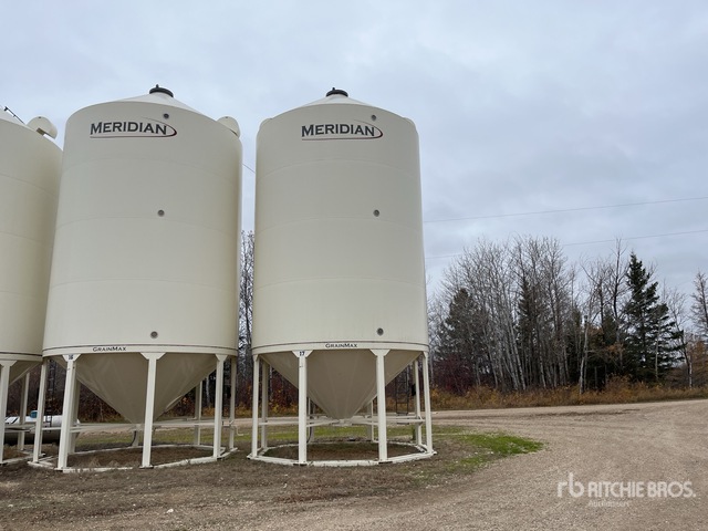 2018 Meridian MGM4000 +/- 4000 bu Smooth Wall Hopper Grain Bin ...