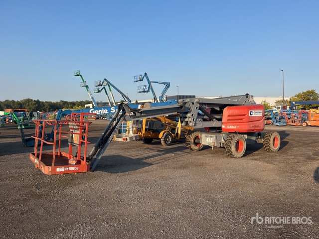 2015 Skyjack SJ63AJ 4WD Dual Fuel Articulating Boom Lift | Ritchie Bros ...