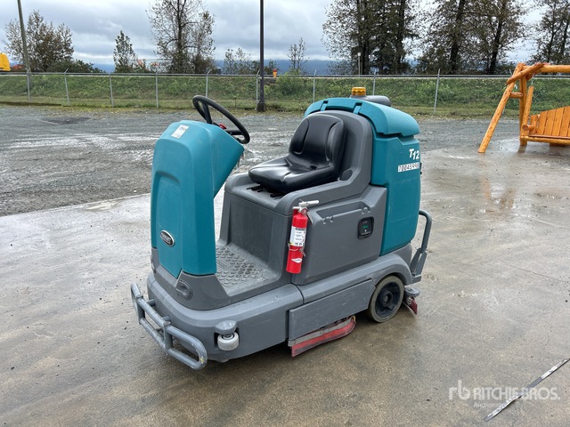 2018 Tennant T12 Ride-On Electric Floor Scrubber | Ritchie Bros ...