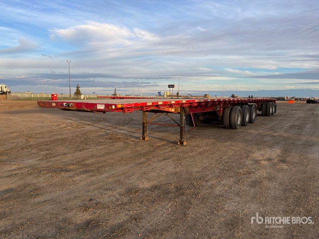 2007 Doepker 32 ft Super B-Train Lead Flatbed Trailer | Ritchie Bros ...