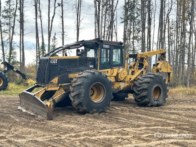 2000 Cat 545 4x4 Skidder | Ritchie Bros. Auctioneers
