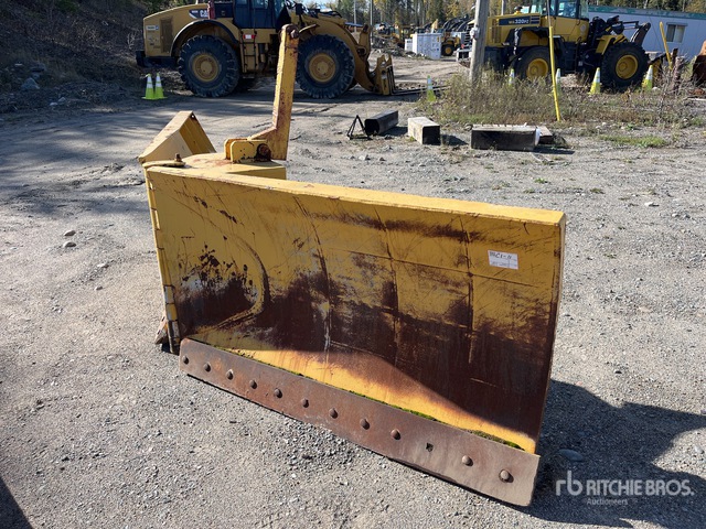Front V-Plow - Fits Motor Grader | Ritchie Bros. Auctioneers