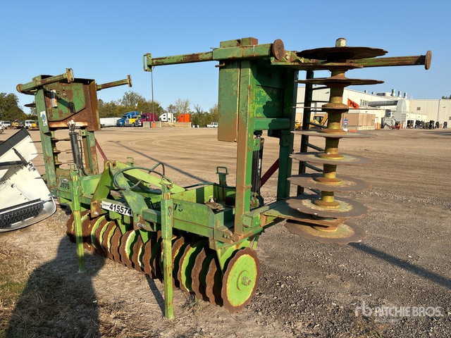 Bowie 17 ft 3-Point Vertical Crimp Disc | Ritchie Bros. Auctioneers