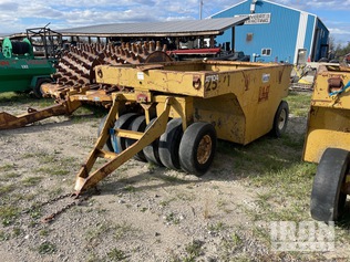 IMI 87 in Wobble Wheel Compactor in Fort Frances, Ontario, Canada ...