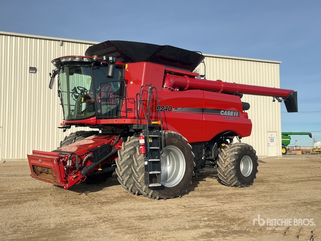 2018 Case IH 9240 4x4 Combine Harvester | Ritchie Bros. Auctioneers