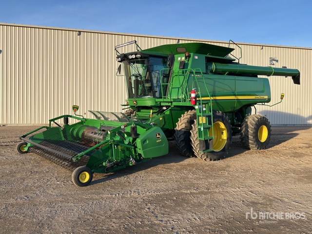 2010 John Deere 9870 STS Combine Harvester | Ritchie Bros. Auctioneers