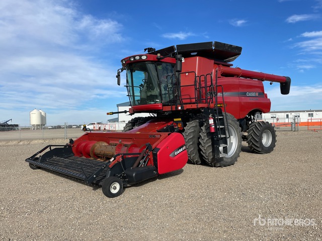 2012 Case IH 8120 Combine Harvester | Ritchie Bros. Auctioneers