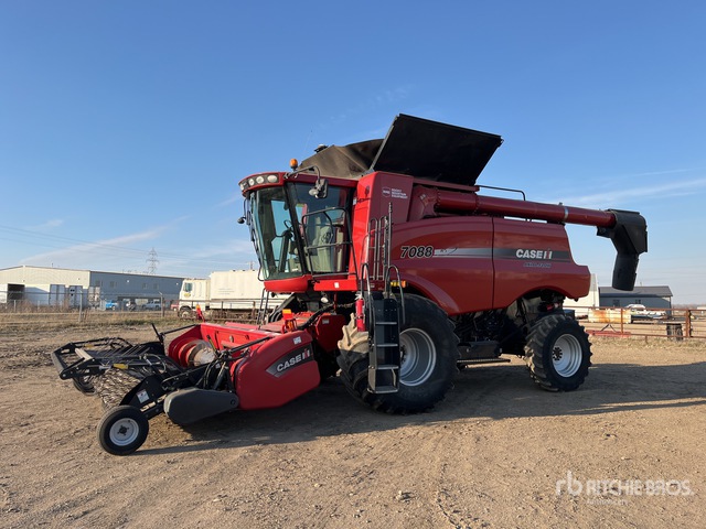 2009 Case IH 7088 Combine Harvester | Ritchie Bros. Auctioneers