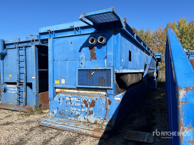 Skid-Mounted 30 ft Shale Tank/Centrifuge Stand Mud Tank | Ritchie Bros ...