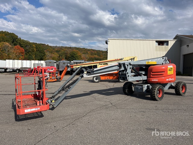 2014 Skyjack SJ63AJ 4WD Diesel Articulating Boom Lift | Ritchie Bros ...