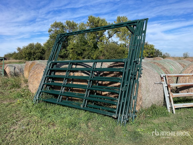 Quantity of (4) Hi-Hog 12 ft x 10 ft Overhead Livestock Gate | Ritchie ...