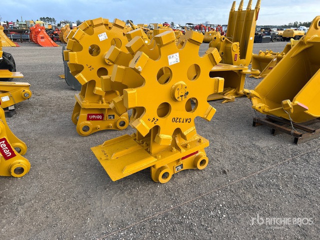 Teran CW32024-3W 24 in Excavator Compaction Wheel - Fits Cat 320 ...