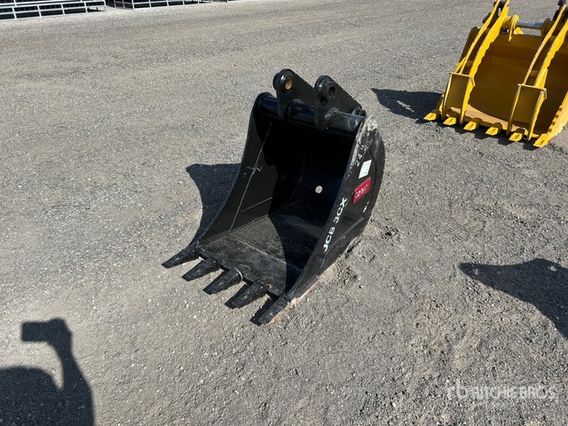 Teran BKTJCB3CX24 24 in 0.26 cyd Digging Backhoe Rear Bucket - Fits JCB ...