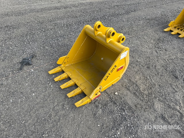 Teran BKT30324 24 in 0.14 cyd Digging Excavator Bucket - Fits Cat 303 ...