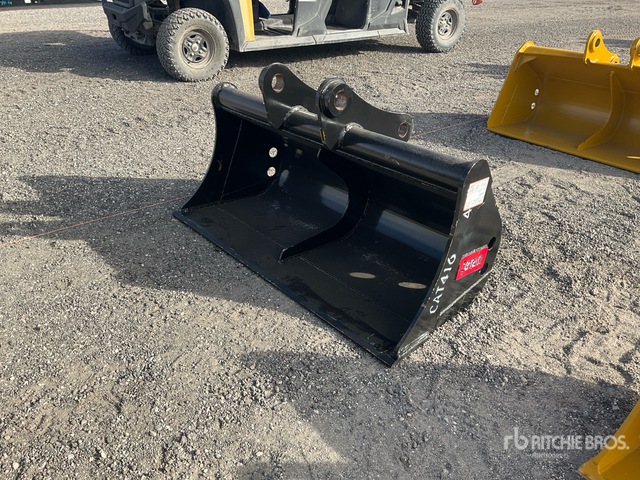 2024 Teran BKT41648CLN 48 in .30 cyd Cleanup Godet arrière de ...