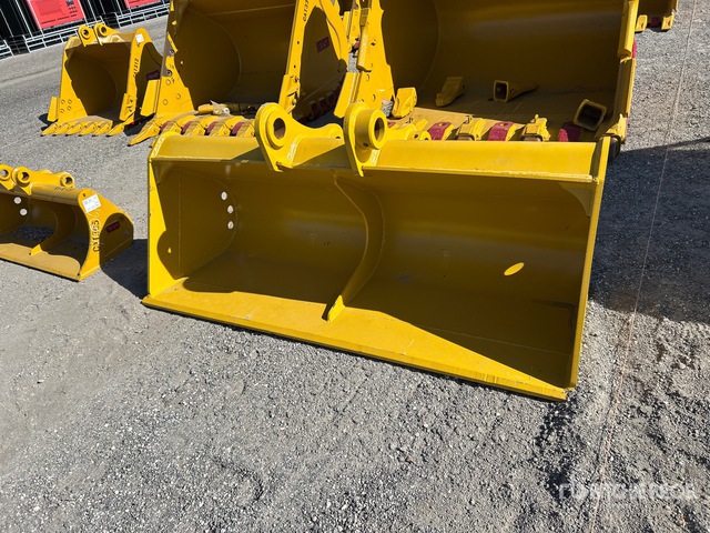 Teran BKTPC22080CLN 80 in 0.97 cyd Cleanup Excavator Bucket - Fits ...