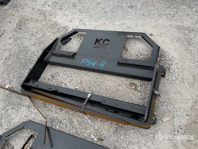 2024 Kit Containers QT-45-FF-42 41 in Horquillas para minicargadora ...