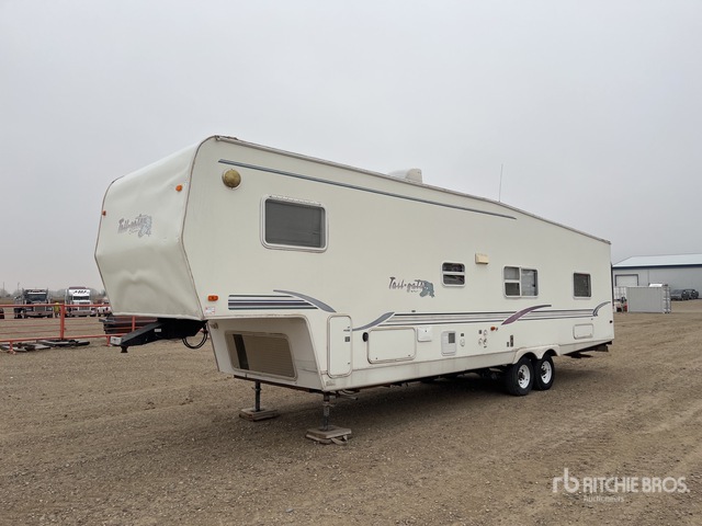 2001 Keystone Tail-Gator 32 ft T/A Toy Hauler Remolque de viaje ...