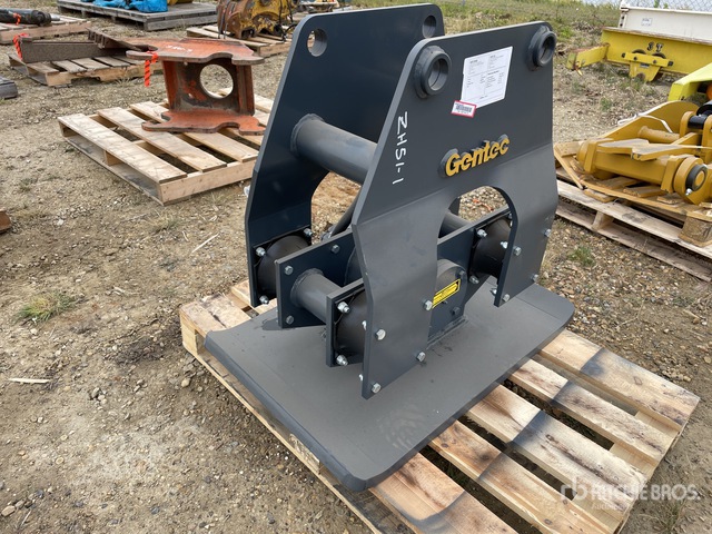 Genpac GE970 24 in Plate Compactor Attachment - Fits Most Loader ...