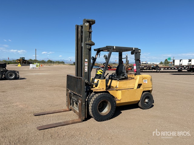 2005 Cat DP40KL1 9000 lb Pneumatic Tire Forklift | Ritchie Bros ...