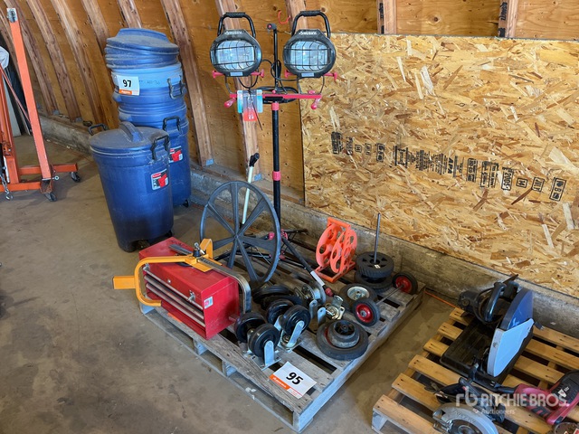 Husky Work Lights | Ritchie Bros. Auctioneers