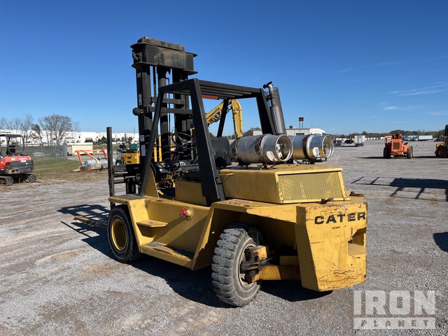 Cat Pneumatic Tire Forklift in Lebanon, Tennessee, United States ...