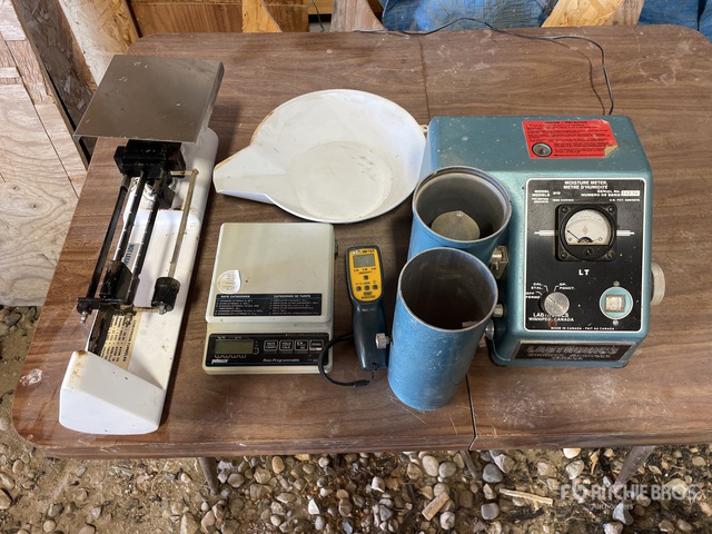 Labtronics 919 Grain Moisture Tester | Ritchie Bros. Auctioneers