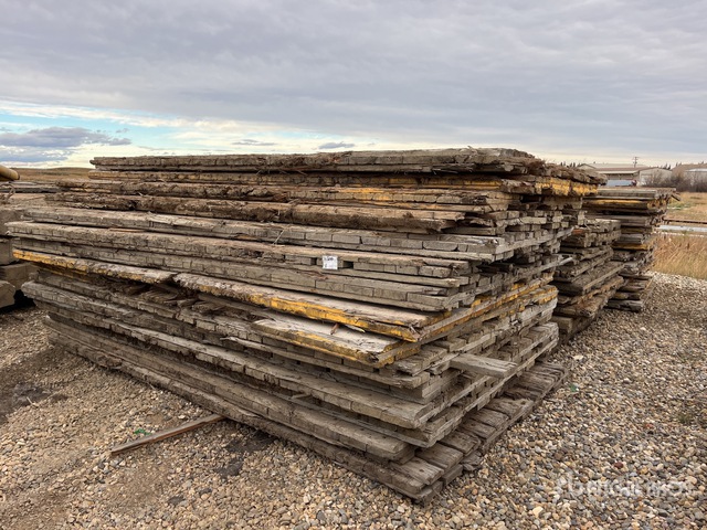 Quantity of (38) 8 Ft x 14 Ft Swamp Mats | Ritchie Bros. Auctioneers