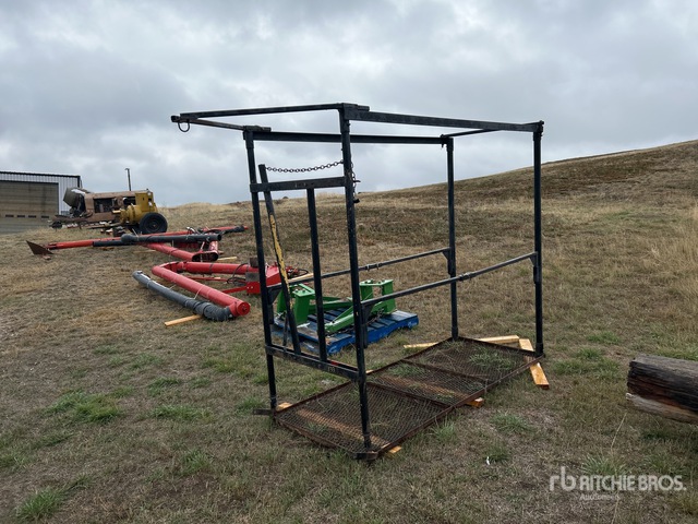 Livestock Trim Chute | Ritchie Bros. Auctioneers
