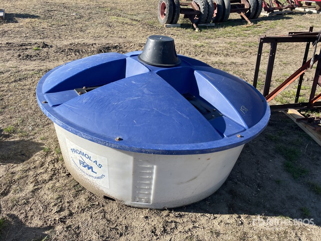 Promolas Liquid Mineral Livestock Feeder | Ritchie Bros. Auctioneers