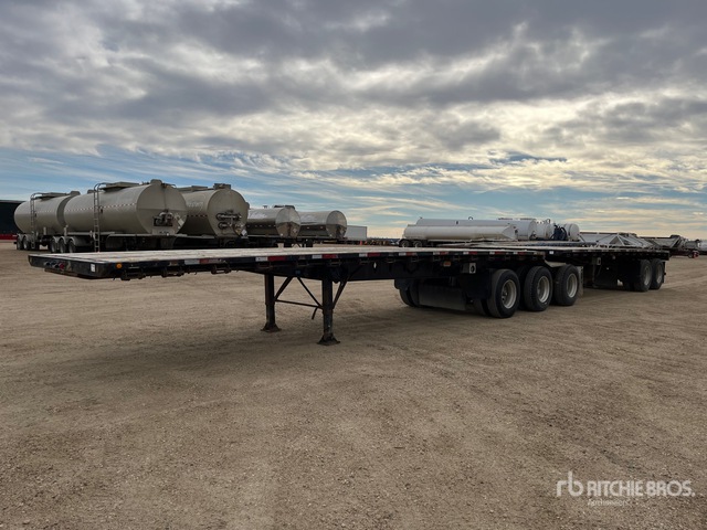 2009 Lode King 32 ft Super B-Train Lead Flatbed Trailer | Ritchie Bros ...