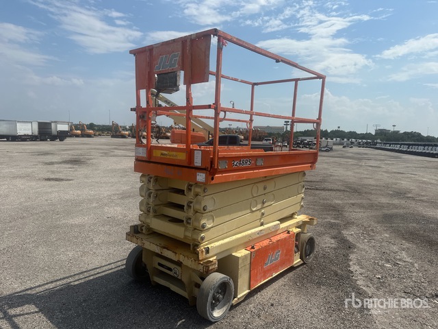 2016 JLG 3248RS Electric Scissor Lift | Ritchie Bros. Auctioneers