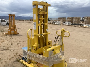 Surplus Clark SP30 Electric Stacker in Doyle, California, United States ...