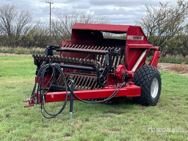 1996 Harmon Predator 60 in Windrower Rock Picker | Ritchie Bros ...